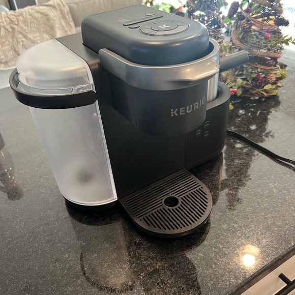 Keurig | Kitchen | Kcaf Single Serve Coffee Latte Cappuccino Maker ...